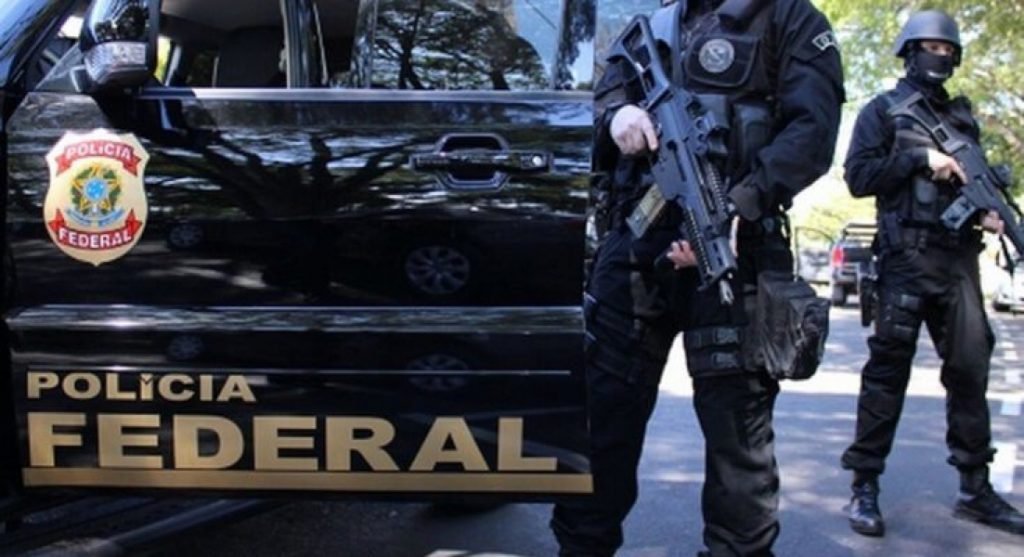 Polícia Federal faz operação contra crimes praticados pela internet ... Polícia Federal faz operação contra crimes praticados pela internet ...
