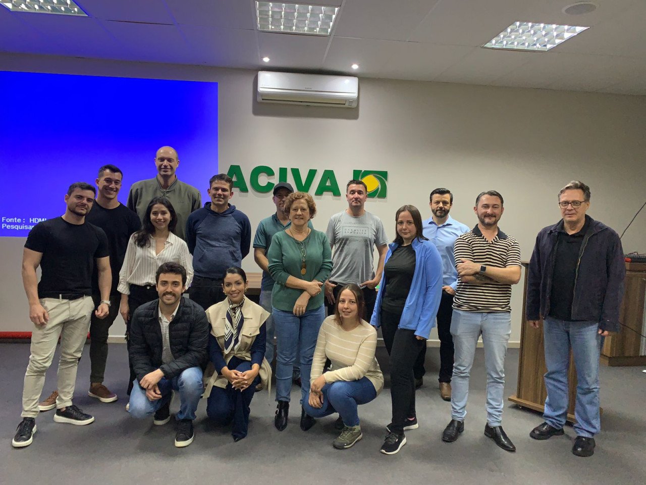 Banca avaliadora analisa projetos do Prêmio ACIVA de Inovação 2024 ...